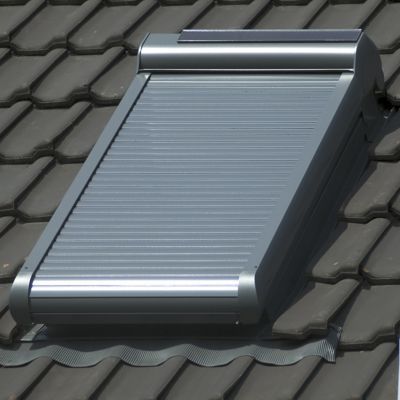 Volet roulant solaire Pegasus pour Velux M04 78x98 cm | Castorama