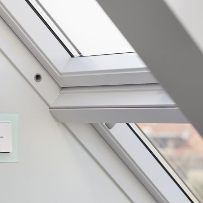 Verrière plane Velux GIL Tout confort blanc UK3 134 x 98 cm | Castorama