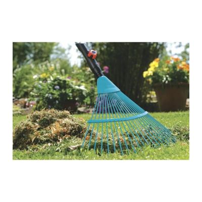 Balai à gazon Gardena Combisystem 03100-20 - largeur 50 cm, acier robuste