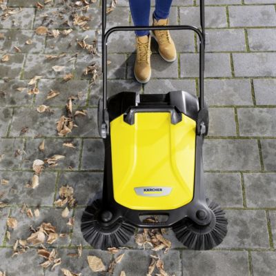 Balayeuse mécanique Kärcher S4 Twin en acier A3 et polypropylène (PP)