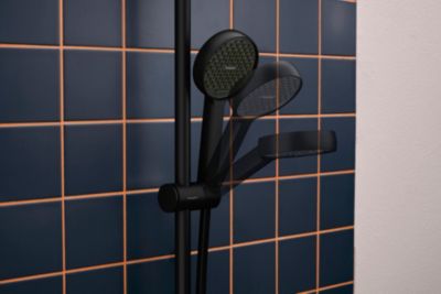 Barre de douche avec douchette à main et flexible noir mat Hansgrohe ...