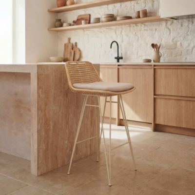 Capurgana - Lot de 2 chaises de bar design en rotin pieds beige H67cm ...