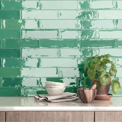 Carrelage mural intérieur/exterieur. Grès cérame Zellige Green 7x28cm