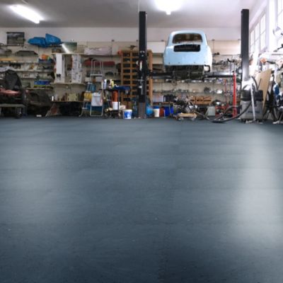 Dalle PVC Fortelock effet bleu industriel 51x51 cm | Castorama