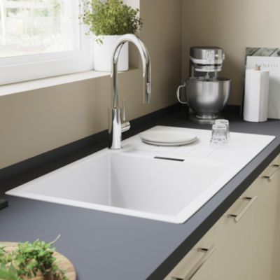 Évier à encastrer en composite de quartz blanc 1 bac avec égouttoir, L ...