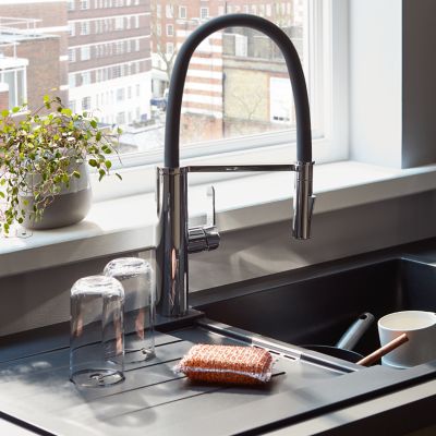 Évier à encastrer en composite de quartz noir 1 bac avec égouttoir, L ...