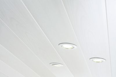Lambris PVC Dumapan bois blanc mat 37,5 x 260 cm | Castorama