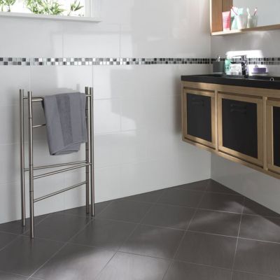 Listel 5 x 30 cm Silverblack shine