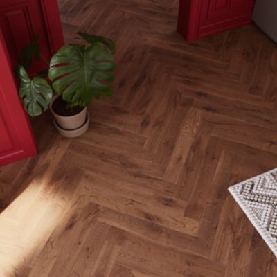 Parquet contrecollé clipsable Skara bâtons rompus en chêne huilé brun ...