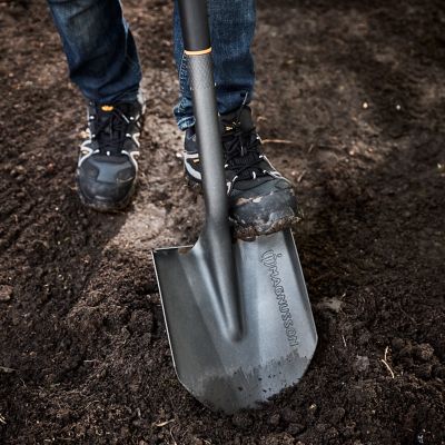 Pelle pointue avec manche composite Magnusson | Castorama