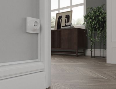 Prise de courant Fontini Neo Evo couleur blanc montage en saillie