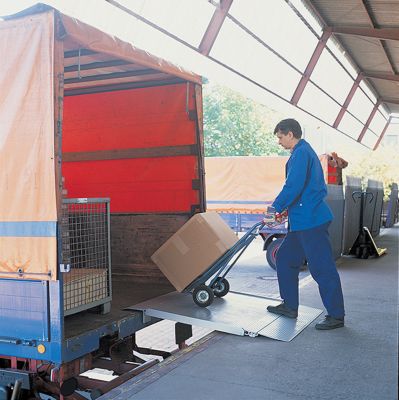 Rampe de quai - Longueur 1735 / Largeur 1250mm - Charge max 3000kg ...