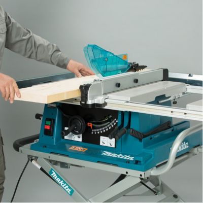 Scie sur table à onglet 1650 W 260 mm - MAKITA 2704N