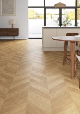 Sol stratifié Leyton GoodHome, passage intense AC5, effet chêne blond ...