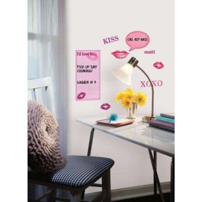 Stickers repositionnables motifs bisous cœurs personnalisables
