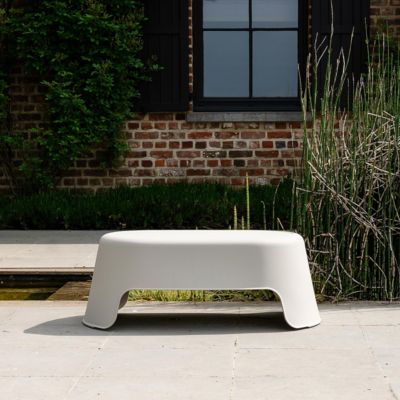 Table basse de jardin en résine Beige BARBARA