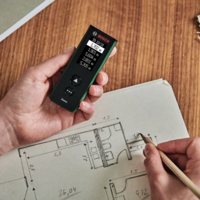 Télémètre laser Bosch Zamo portée jusqu'à 25 m précision ± 2 mm
