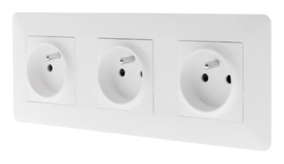 Triple prise précâblée 2P+T 16A - blanc - Zenitech