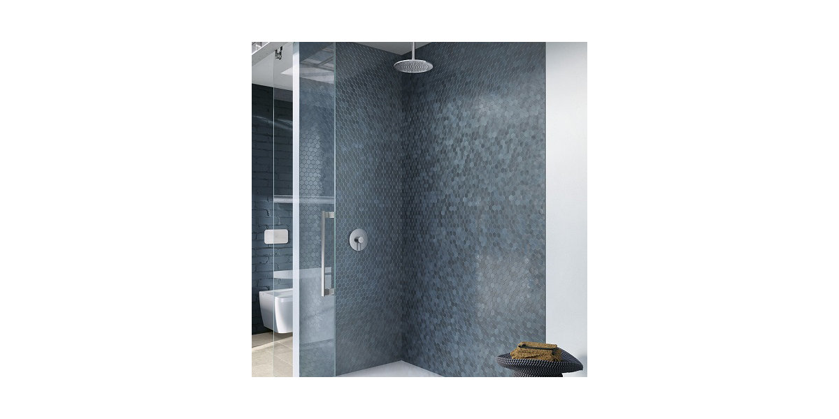 Comment poser de la mosaïque murale dans votre salle de bains | Murs ...